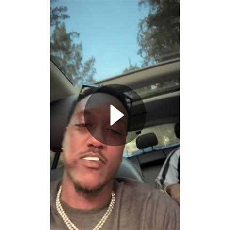 𝓔𝓵𝓮𝓮́𝓮𝓱🦈 Elementeleeeh Driver Takes Selfies With Car And Music