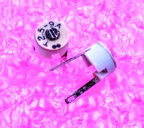 Variable Cap 2 5 9pf Ceramic Capacitor Trimmer