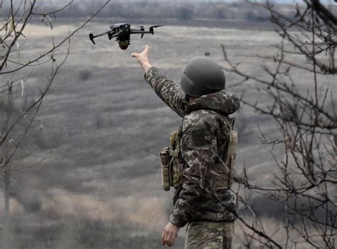 Ukraines Fpv Drone Production Nearly Sixfold Behind Russias Amidst
