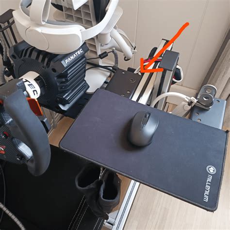avoid mouse falling off r simracing