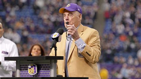 Before He Passed Bud Grant Gave Kevin Oconnell An Awesome T Sports Illustrated Minnesota
