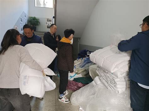 建工学院圆满开展“冬衣补助”送温暖行动 建筑工程学院