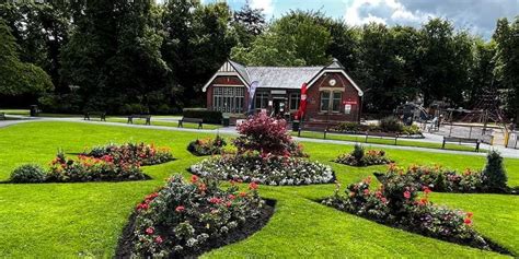 Top 10 Parks Triumph Once Again In Green Flag Awards By Manchester