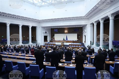 Народното събрание удължи работното си време Утро