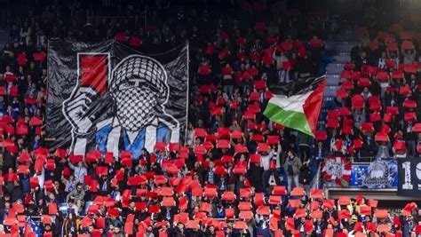 Bologna Appello Show Israel The Red Card No Alla Partita Virtus