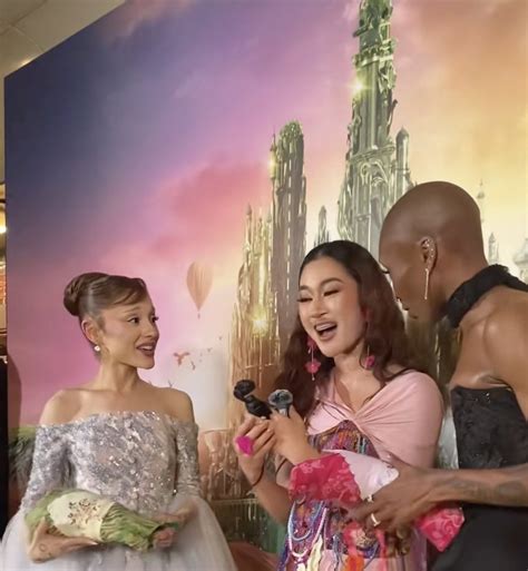 Sebut Batik Malaysia Aisha Retno Diserang Netizen Jiran Sebelah
