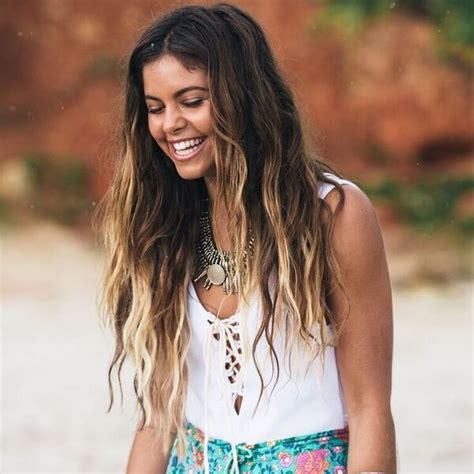 50 Awesome Hippie Hairstyle For Women In 2022