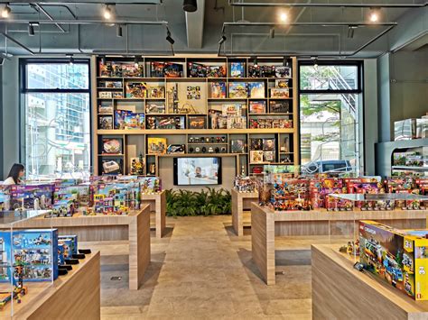 BRICK PAPA 內湖展示空間空間超大樂高種類無敵多還可坐下喝杯咖啡吃蛋糕 捷運西湖站 吳大妮