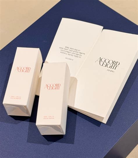 향수박스 3단리플렛 제작 포장박스제작친환경박스제작화장품단상자제작단상자제작디저트박스제작패키지박스제작식품패키지제작커스텀박스제작
