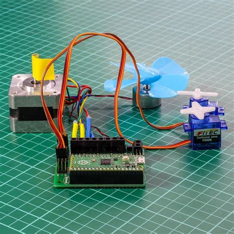 kitronik robotics board voor raspberry pi pico opencircuit