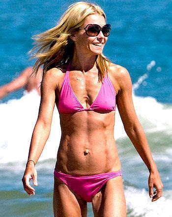 Michael Strahan 25 Things You Dont Know About Me Kelly Ripa Bikini