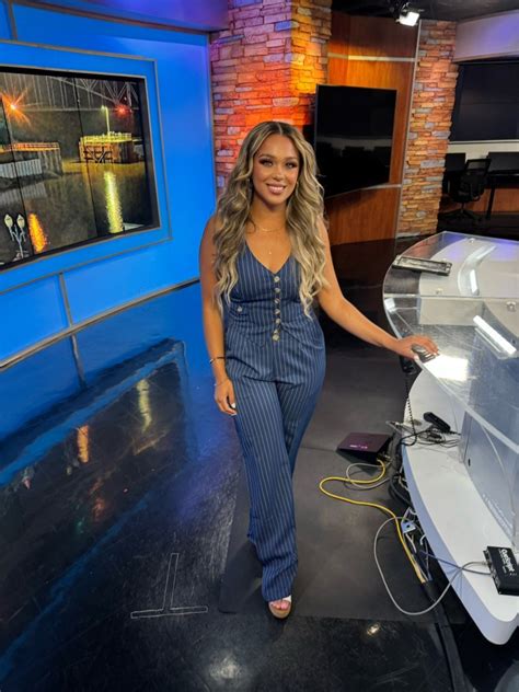 Stunning Nbc Sports Anchor Morea Turner Turns Heads And Leaves Fans