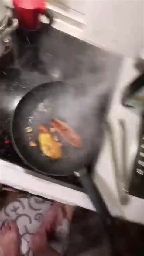 For Dinner Pee Chicken Breast