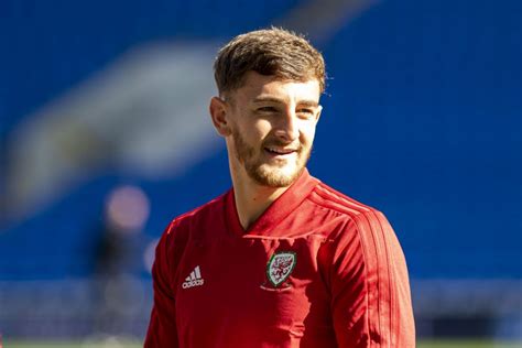 Wales Defender Tom Lockyer Activates Relegation Clause Y Clwb Pêl Droed