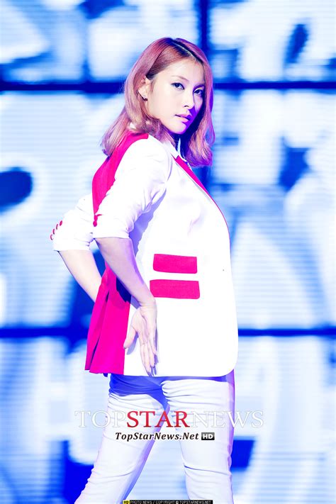 [hd] 카라 Kara 박규리 여신님의 날카로운 눈빛…mbc뮤직 쇼 챔피언 방송 현장 [kpop Photo] 네이트 뉴스