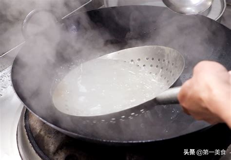 米粉怎么煮 酸辣米粉家常做法，秘制配方大公开，少油少盐酸辣过瘾，食材简单 说明书网