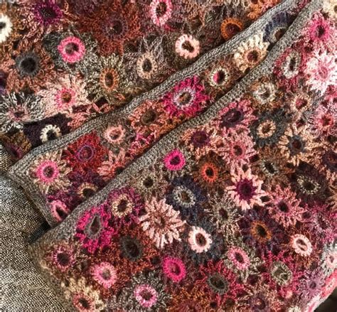 Crochet Obsessed Cant Get Enough En 2024 Mantas Tejidas Escarpines Tejidos Colcha De Ganchillo