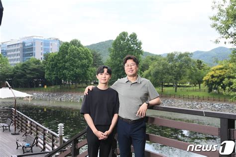 체온으로 충전하고 자가치유하는 이온성 열전소재 개발 뉴스1