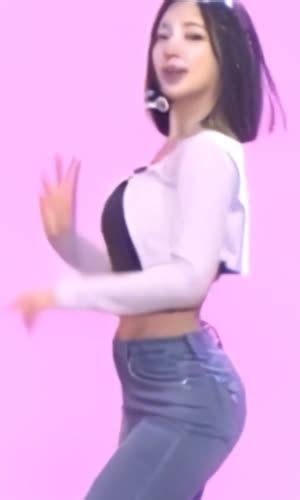 앨리스 소희 배꼽 개미허리 청바지 핏 촬스의 이슈와 유머