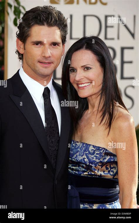 Dpa Us Actor Eric Bana L And Wife Rebecca Gleeson Arrive For The 63rd Annual Golden Globe