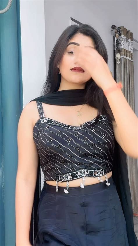 Divya Sahu 🥰 Instagram