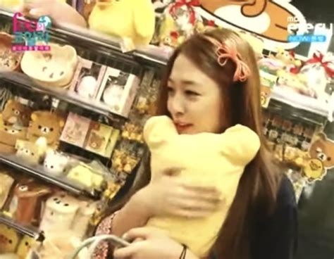 Pin By Sky On F X Sulli Sulli Choi How Big Is Baby