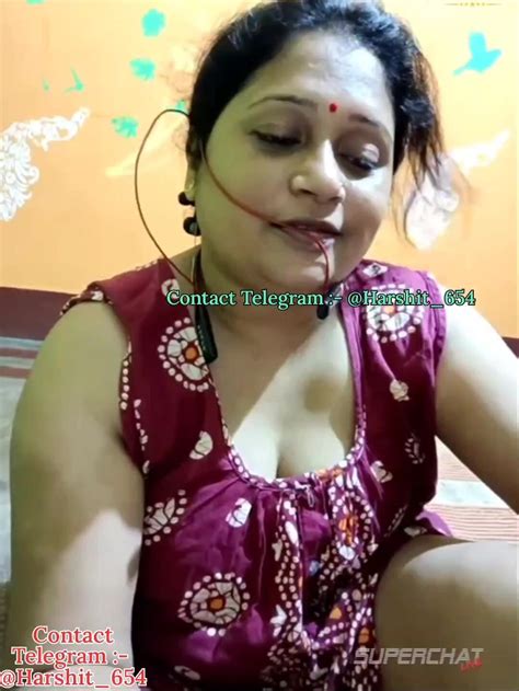 Sexy Mona Private Show Face Show And Pussy Fingering