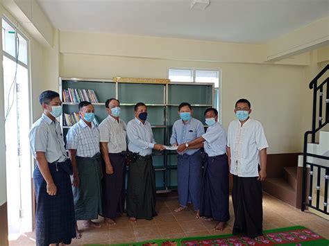 မော်လမြိုင်ခရိုင် မုဒုံမြို့နယ် မုဒုံကြီးလူငယ်ရိပ်သာ စာကြည့်တိုက်အတွက် စာအုပ်စင်နှင့် စာအုပ်များ