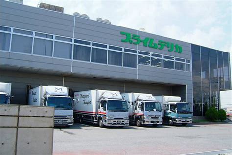 枚方工場 ｜プライムデリカ株式会社 調理パン、スイーツ、惣菜、サラダ、軽食を生産している食料品メーカーです。