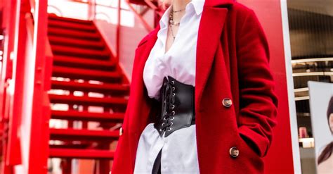 건축 광고 금발 도시 패션 도시의 도시의 삶 도심 독립적 인 럭셔리 럭셔리한 부티크 브랜드 브랜드 정체성