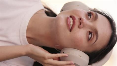 Noise Cancelling Images Browse 4 302 Stock Photos Vectors And Video Adobe Stock