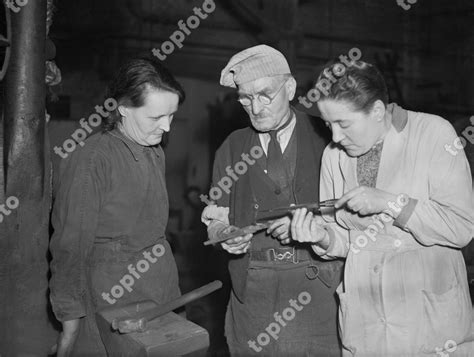 Sword Maker Gunboards Forums