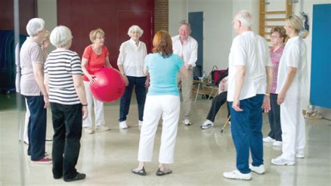 أسلحة لمواجهة خطر السقوط لدى كبار السن