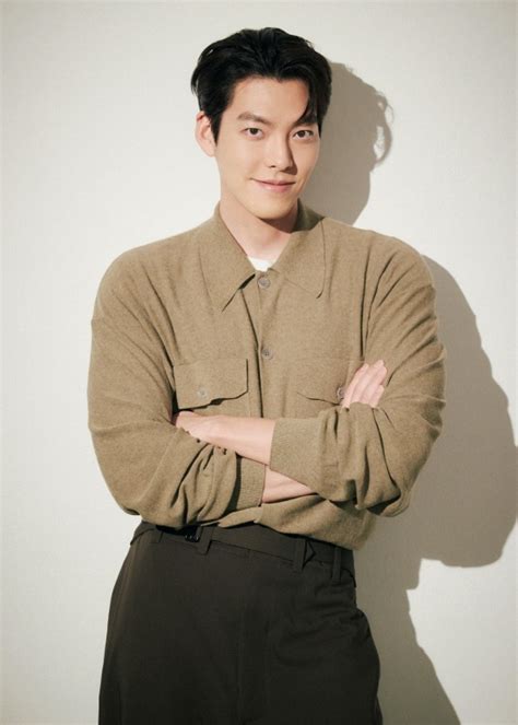 외계 인 김우빈 매일 사랑한다고 말해요[인터뷰]