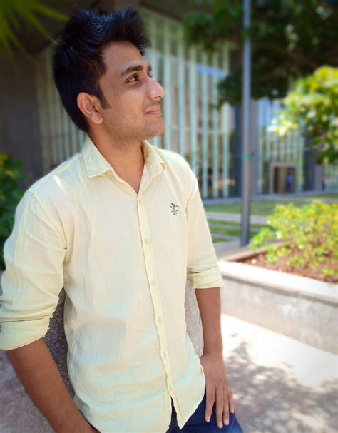 Python Calculate Voronoi Tesselation From Scipys Delaunay