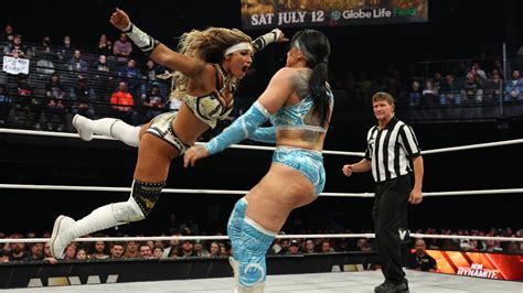Megan Bayne Under Contract To Aew