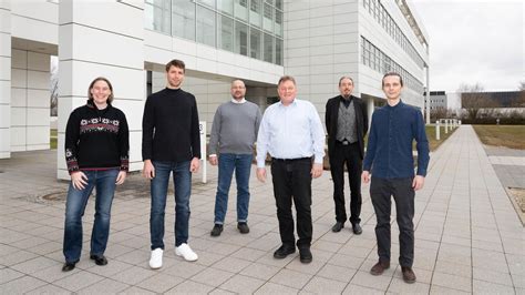 How Ana­logue Com­put­ers Sup­port Quan­tum Com­put­ing Dlr Quantum Computing Initiative