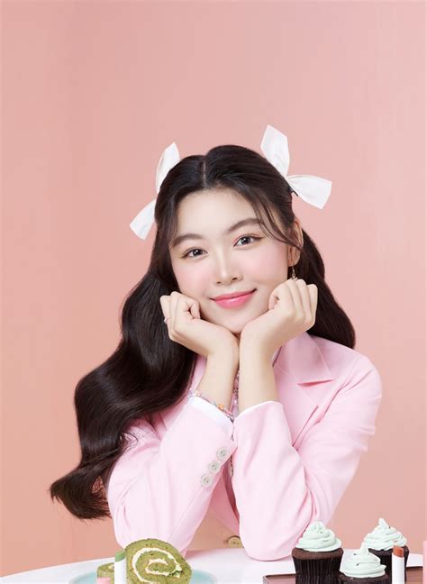 Con G I Mc Quy N Linh Xinh Nh Hoa H U Tu I N I Ti Ng V C K V Ng I U