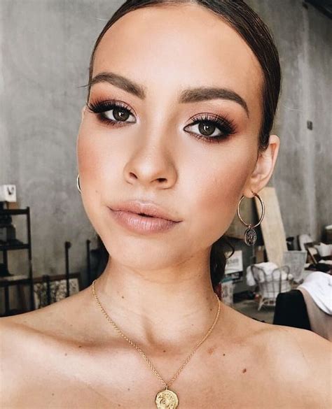 41 Classy Bridal Smokey Eye Makeup Ideas Weddingomania