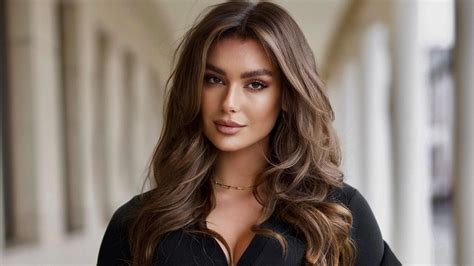 Beautiful German Model Jil Grudner Biography Young And Beautiful Girl Social Media Star Youtube