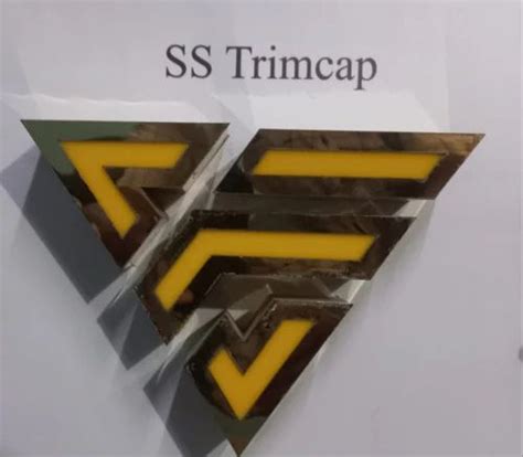Logo Yellow And Golden Ss Trim Cap Letters For Advertisement Size 12x12x12 Inch At ₹ 2400