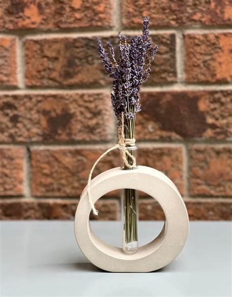 Ваза минимализм — цена 180 грн в каталоге Вазы Купить товары для дома и быта по доступной цене