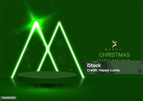 네온 조명 삼각형 모양으로 장식 된 무대 연단 추상적 인 크리스마스 모형 장면 녹색 배경에서 제품 쇼 수상 우승자에 대한 녹색 3d 원 받침대 베이스 벡터 그림입니다 0명에