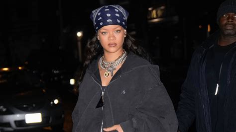 Rihanna Cant Get Enough Of Roses In New Sultry Photo Drop Reality Tea