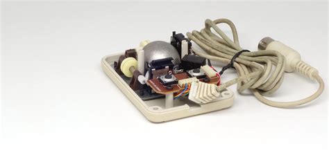 1988 Tandy Trs 80 Deluxe Mouse Mouses