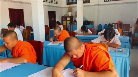 សកម្មភាពបេក្ខសិស្សថ្នាក់ទុតិយភូមិឆ្នាំទី ១ កំពុងធ្វើការប្រឡងបណ្ដាច់ឆ្នាំសិក្សា ព ស ២៥៦៨ គ ស ២០២៥