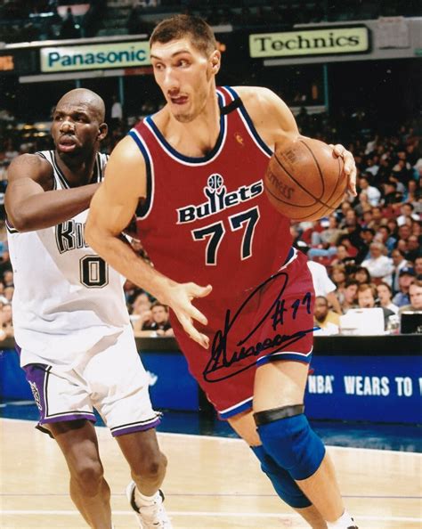 Gheorghe Muresan Team
