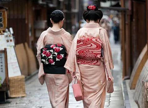 很多日本女性来中国定居，高薪是借口，其实另有目的国家