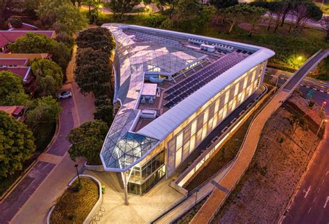 Unpacking D Schools Gridshell Steel And Glass Roof Structure