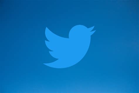 Twitter Bug Is Reviving Deleted Tweets Automatically For Some Users